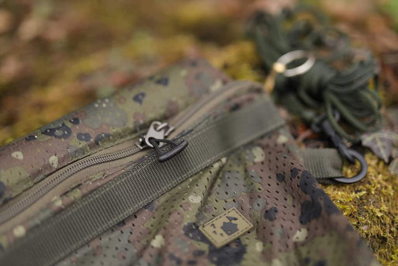 Thinking Anglers Camfleck All-In-One Retainer – Bankside Tackle